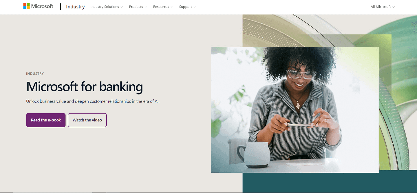 20 Best CRMs For Banks - Switch On Business